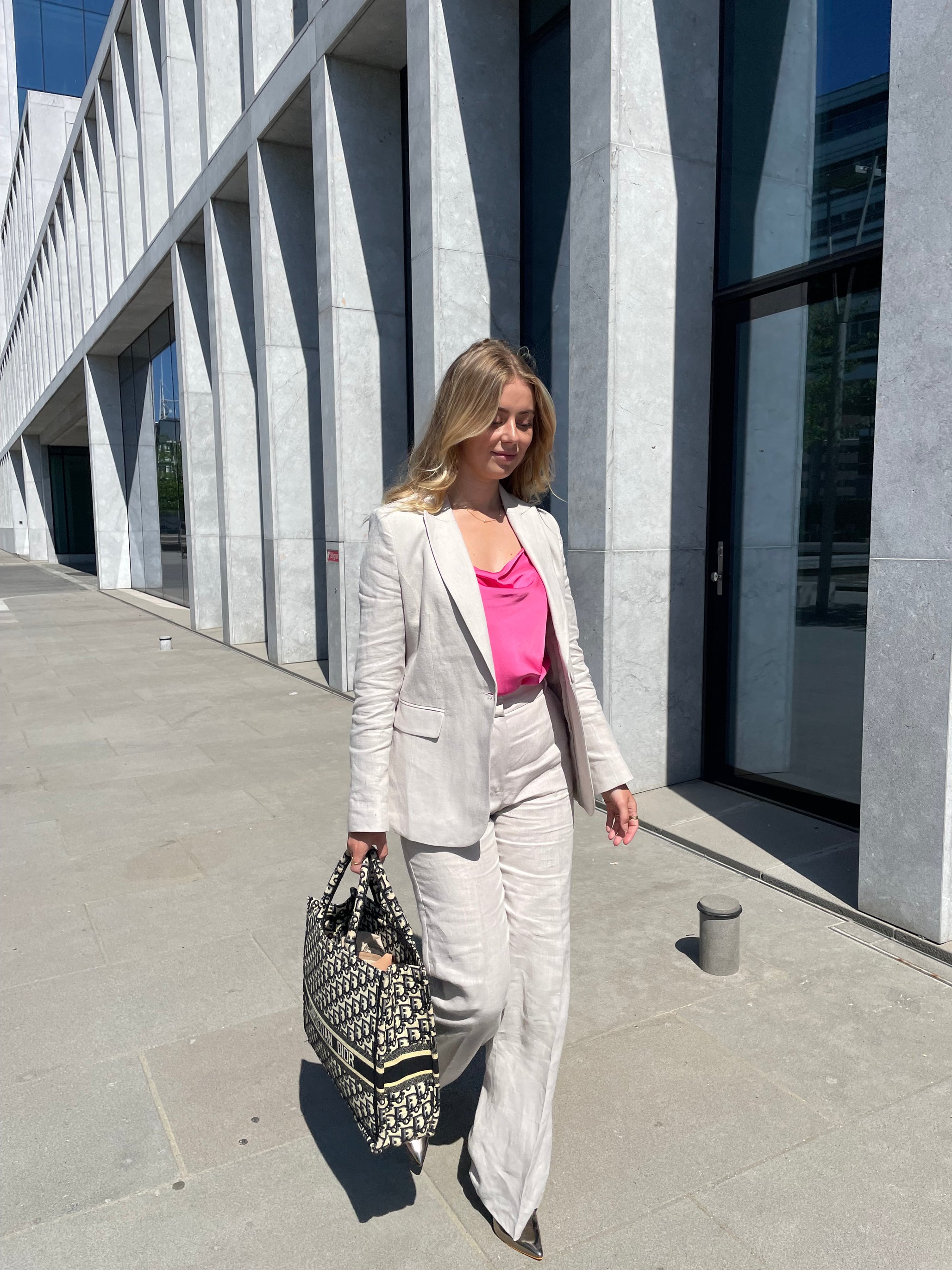 Elegant råhvid hør blazer og bukser| Let og elegant sæt – LA SUIT
